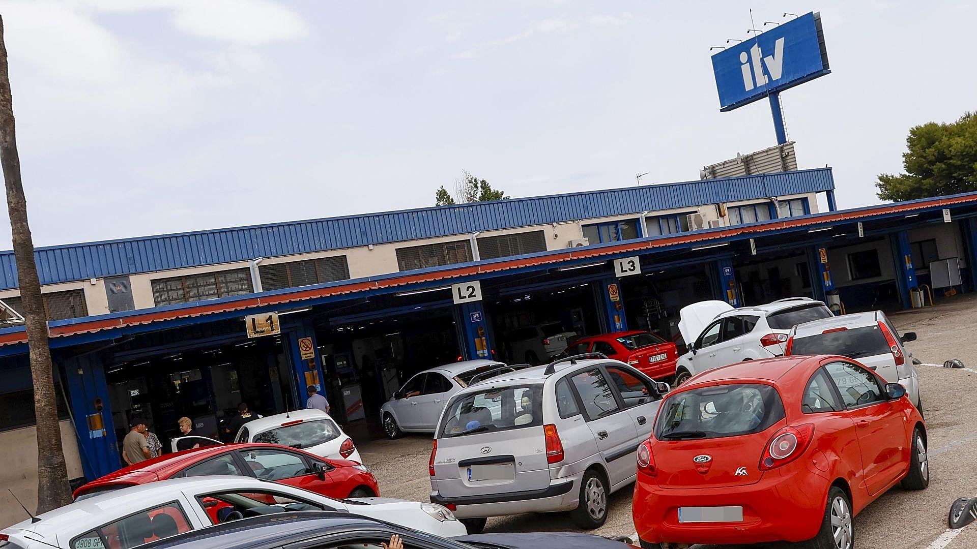 ITV Valencia | Los conductores valencianos ya pueden pasar la ITV sin cita previa | Las Provincias